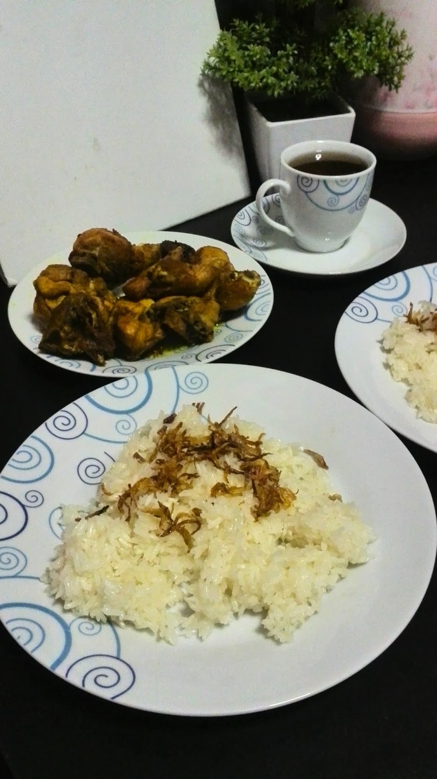 namakucella: PULUT AYAM LAGII..