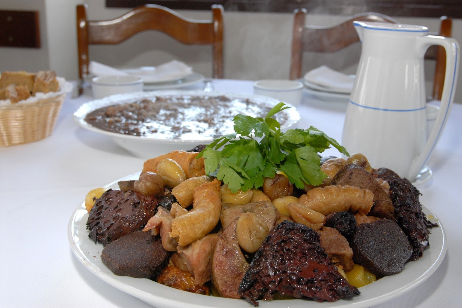 SABORES E AROMAS DO MUNDO: Sarrabulho - Receita Corumbaense