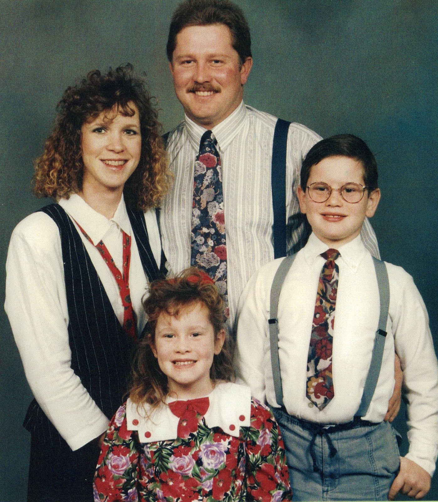 18 Awkward Family Studio Portraits of the 1980s ~ Vintage Everyday