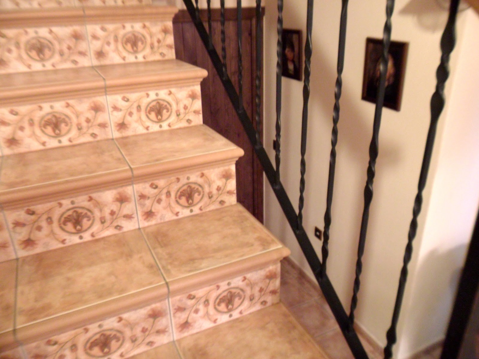 La última parada: Composición modular con ritmo.