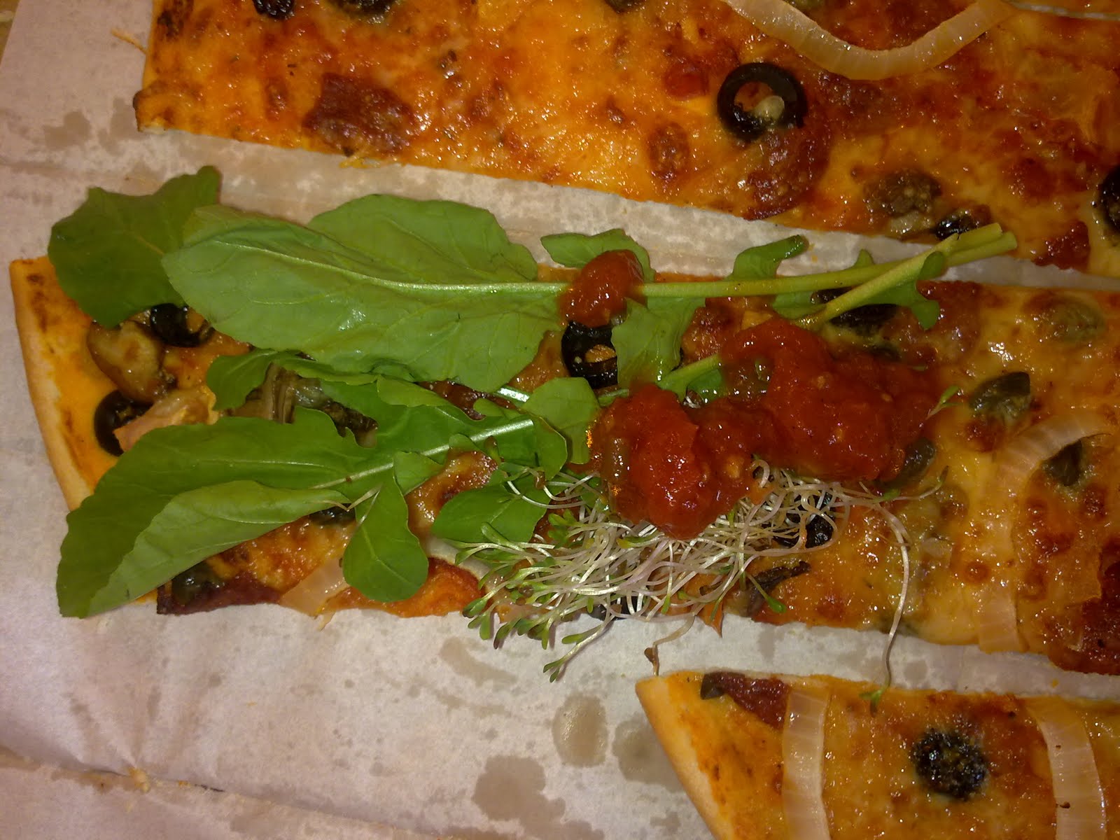 Food-Fever: Yellow Cab Pizza