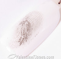 Valentine Kisses: Police inspired nail art (7 designs)