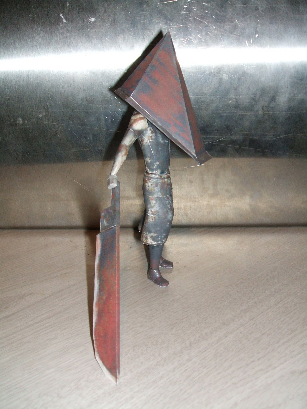 Pyramid Head Papercraft | SILENT HILL | LOS 21 SACRAMENTOS | WEBSITE EN ...