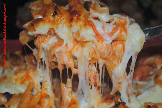 easy baked mostaccioli with sausage and peppers