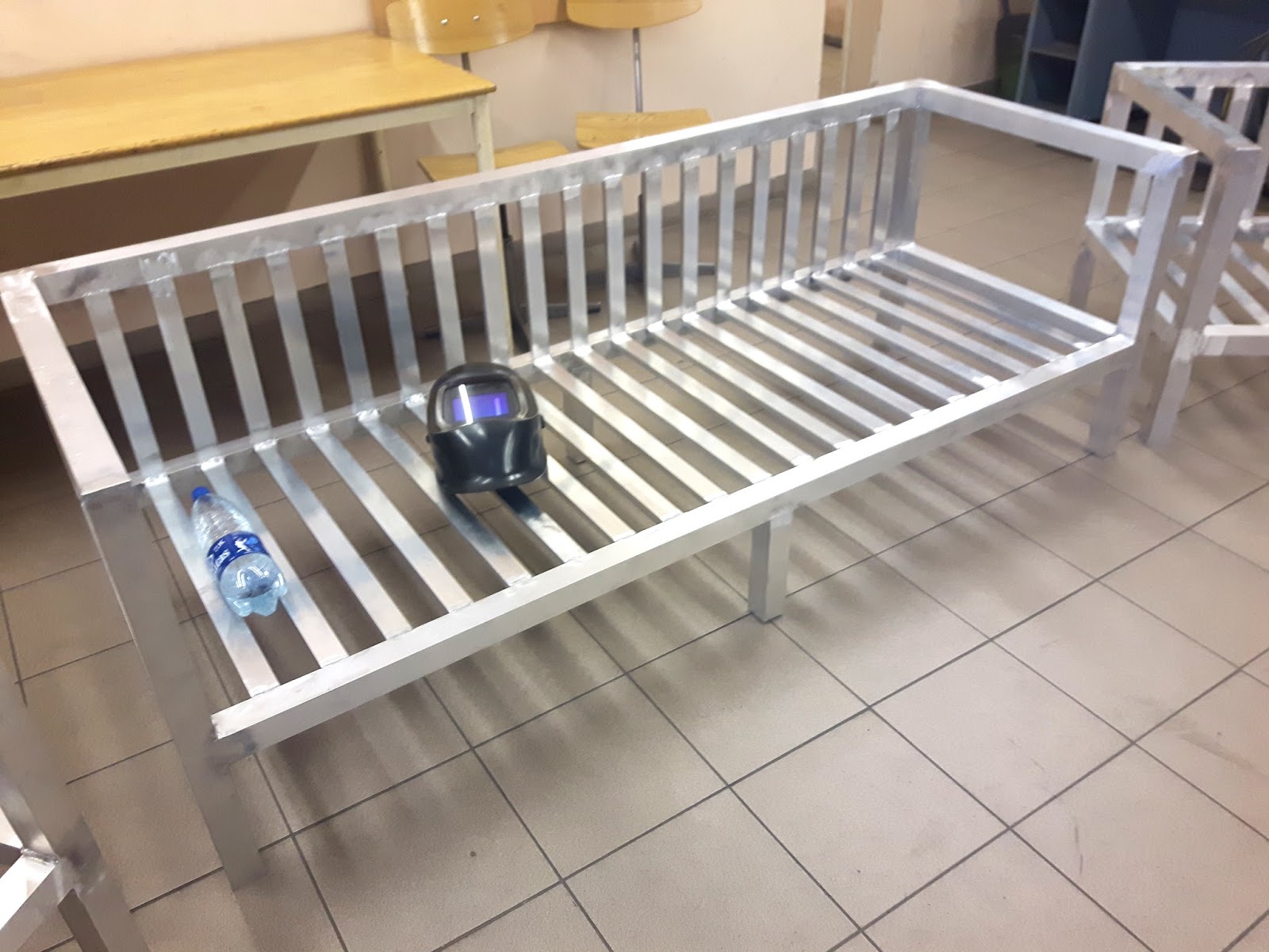 DURALIS: METALO BALDAI