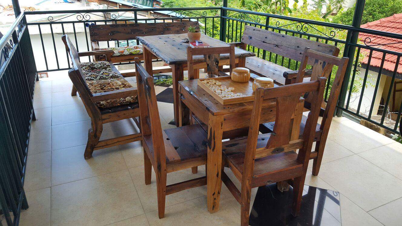 jaysal: Zamani Dhow Furniture and Antiques