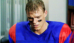 birthdays: Alan Ritchson (gifs)