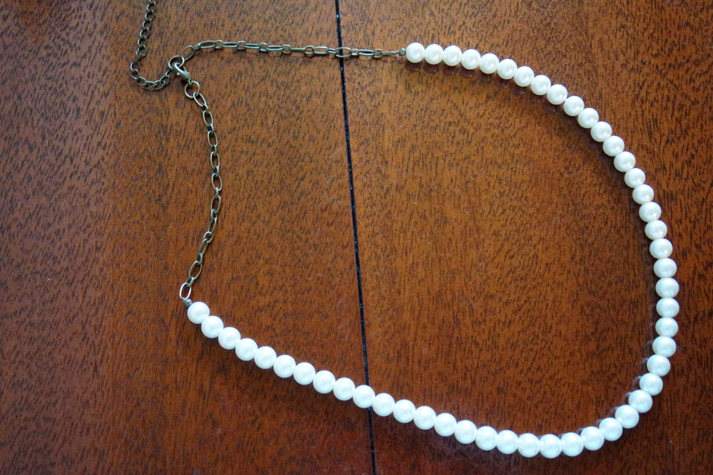 DIY Pearl Necklace diy-pearl-necklace