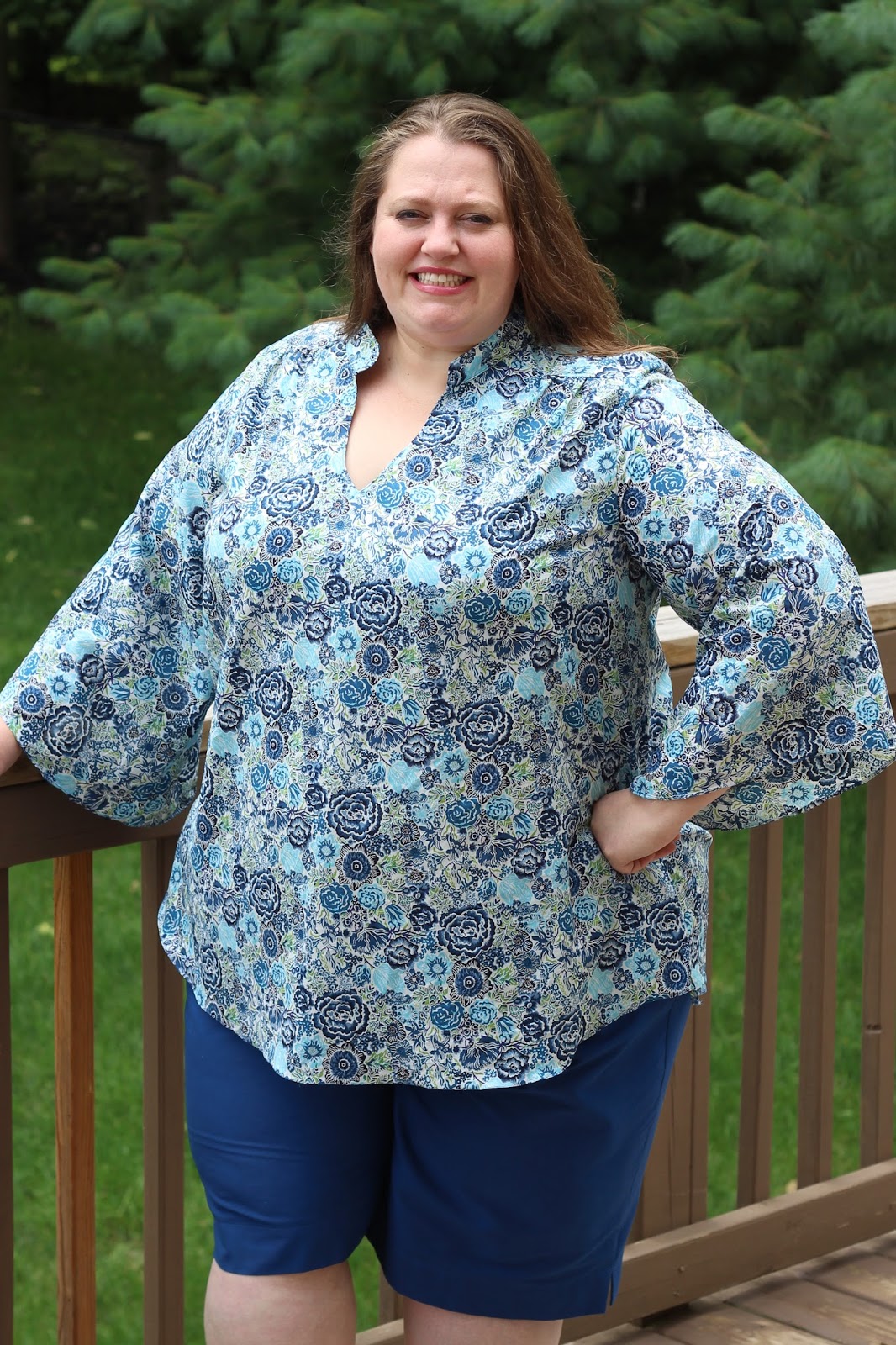 Pandora Sews Plus Size Clothes: A Floral Tunic and Long Shorts ...