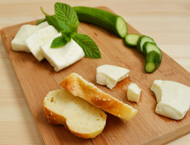 From City To Farm: How To Make Akkawi Cheese