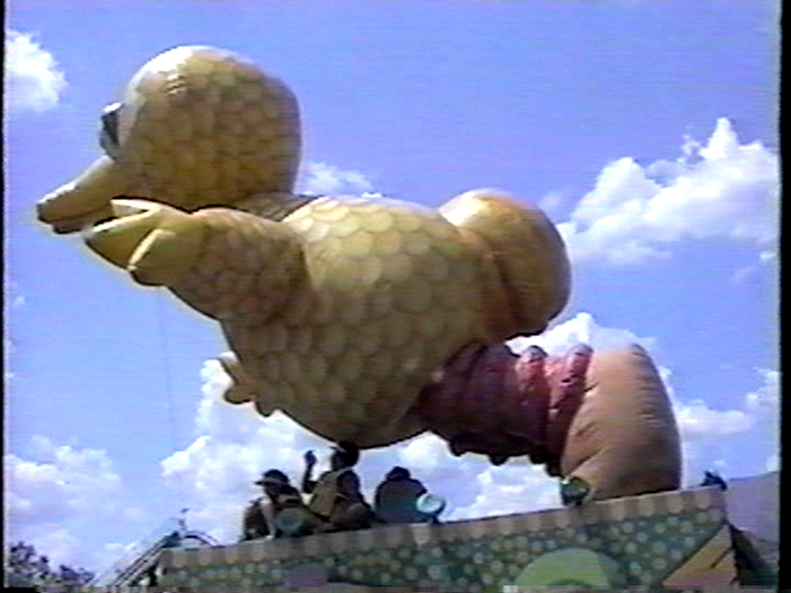 Big Bird Bridge: Rock Around the Block Parade