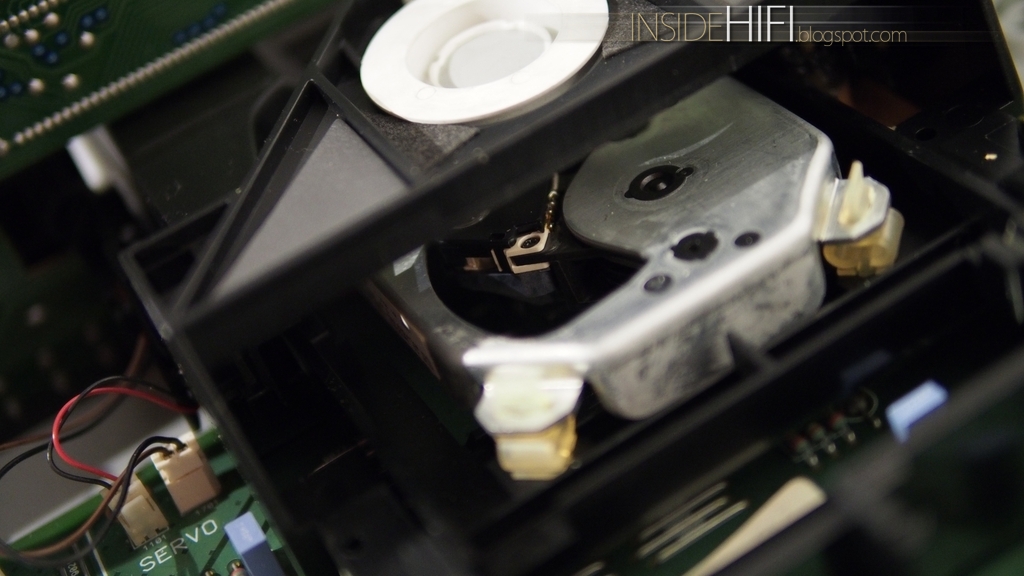 Inside Hi-Fi: Philips CD 940 (CD940/00S)