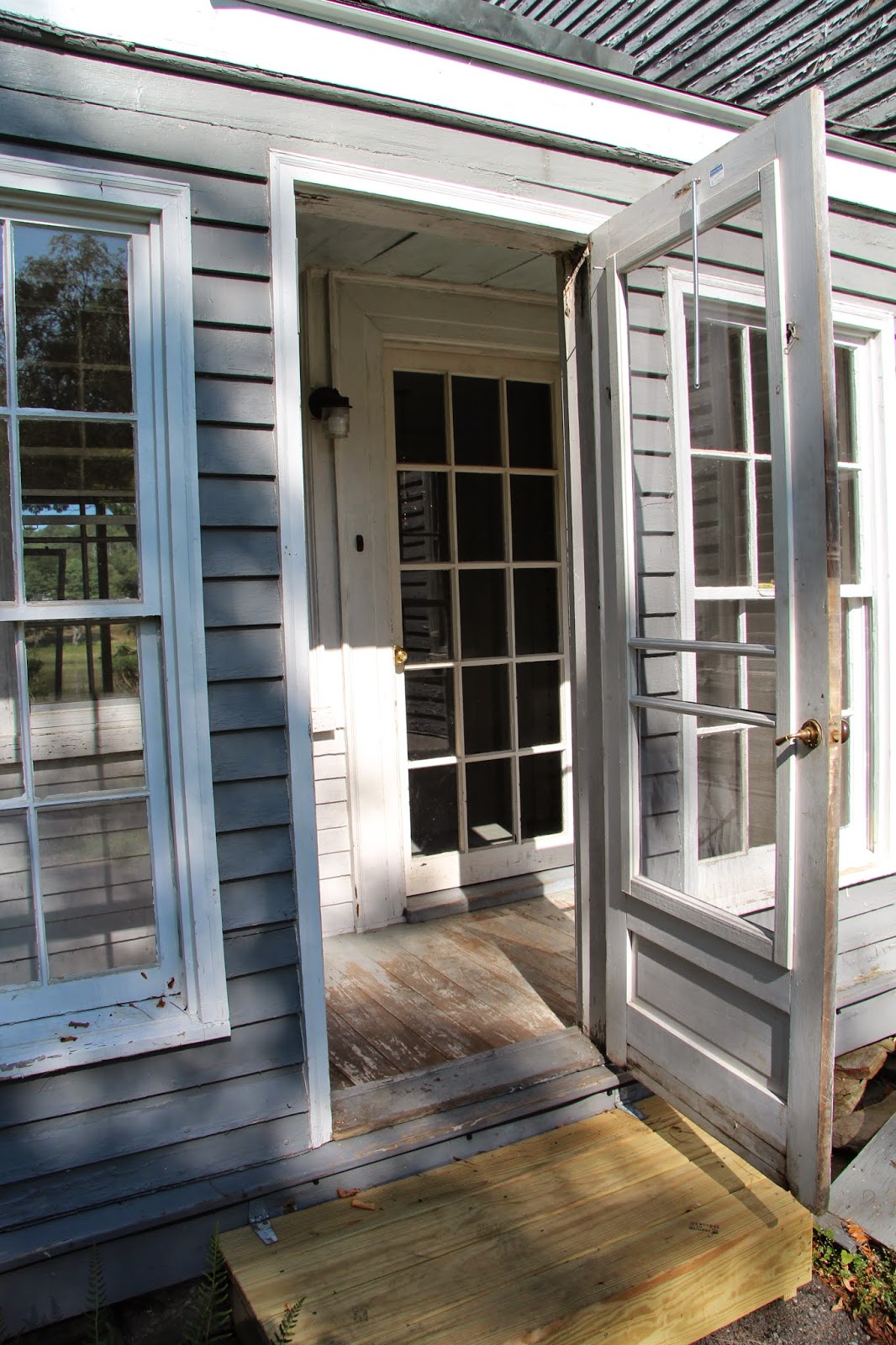 In the Fields : An Old House Tour