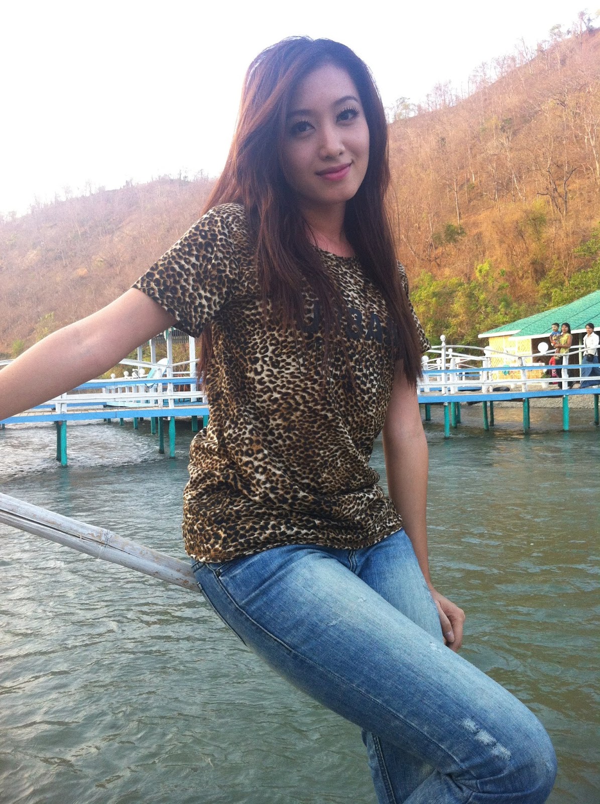 Snapshots Model Yu Thandar Tin S Shwe Set Taw Trip Hot Sex Picture