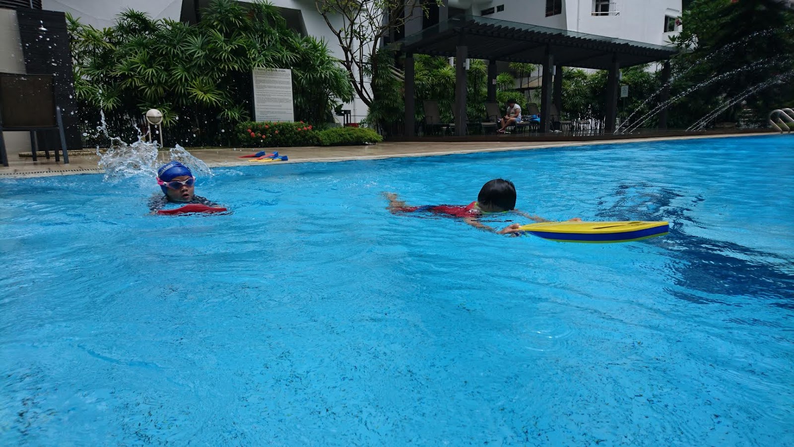 Oceanic Swim - The Starting Point For Swimmers: Cuties Learn To Swim ...