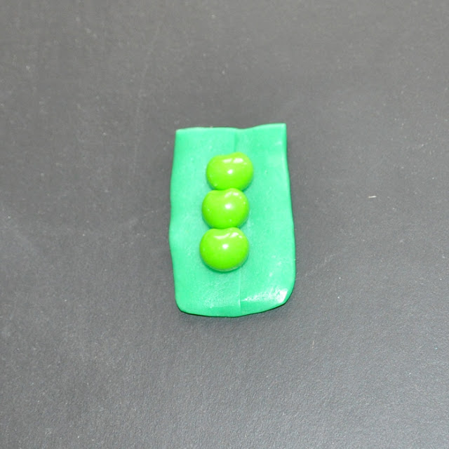 Holly Brooke Jones: "Peas" be my Valentine Airheads Tutorial