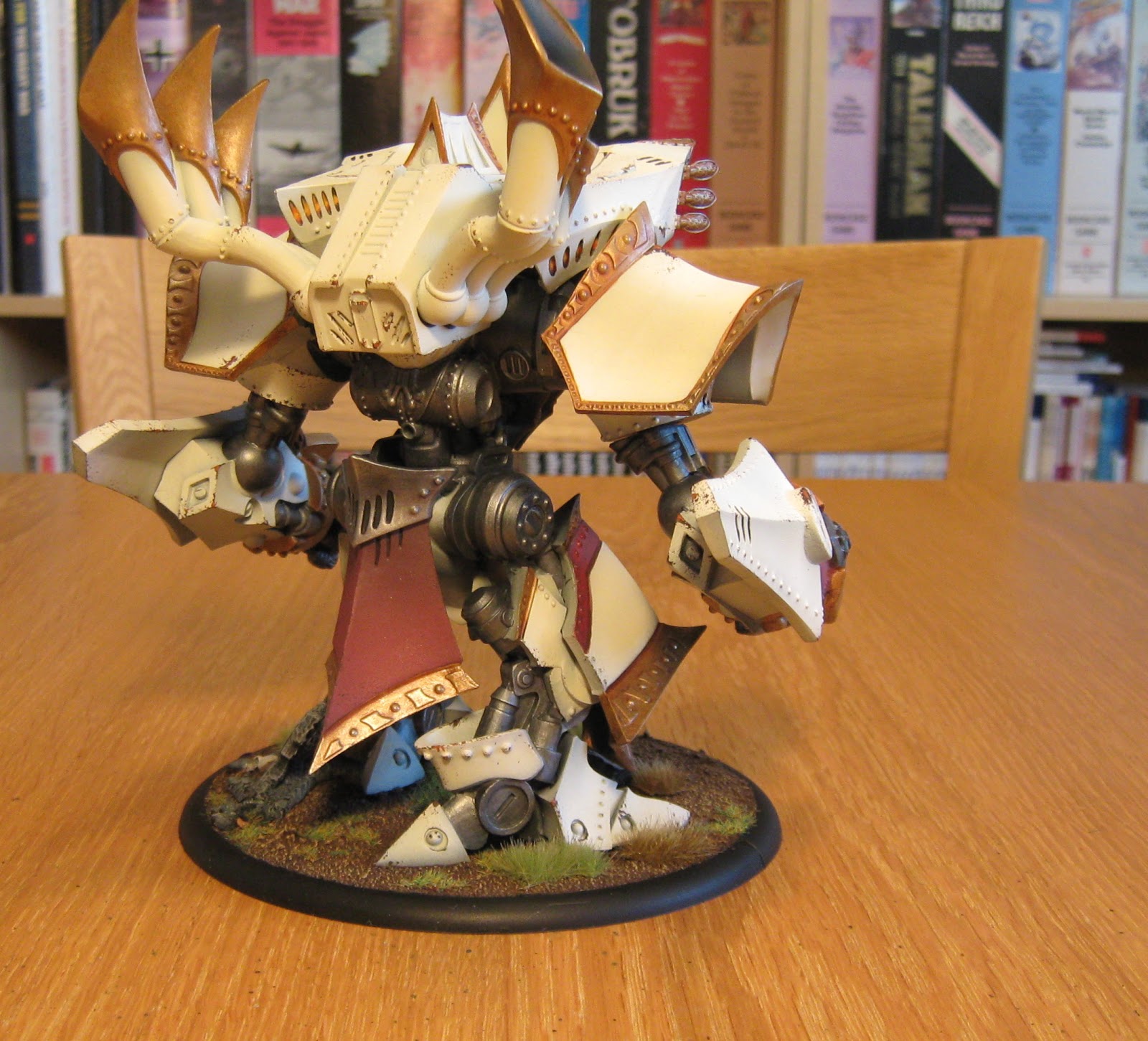 Kevin's Miniatures & Hobby Table: Step-by-Step: Judicator Colossal