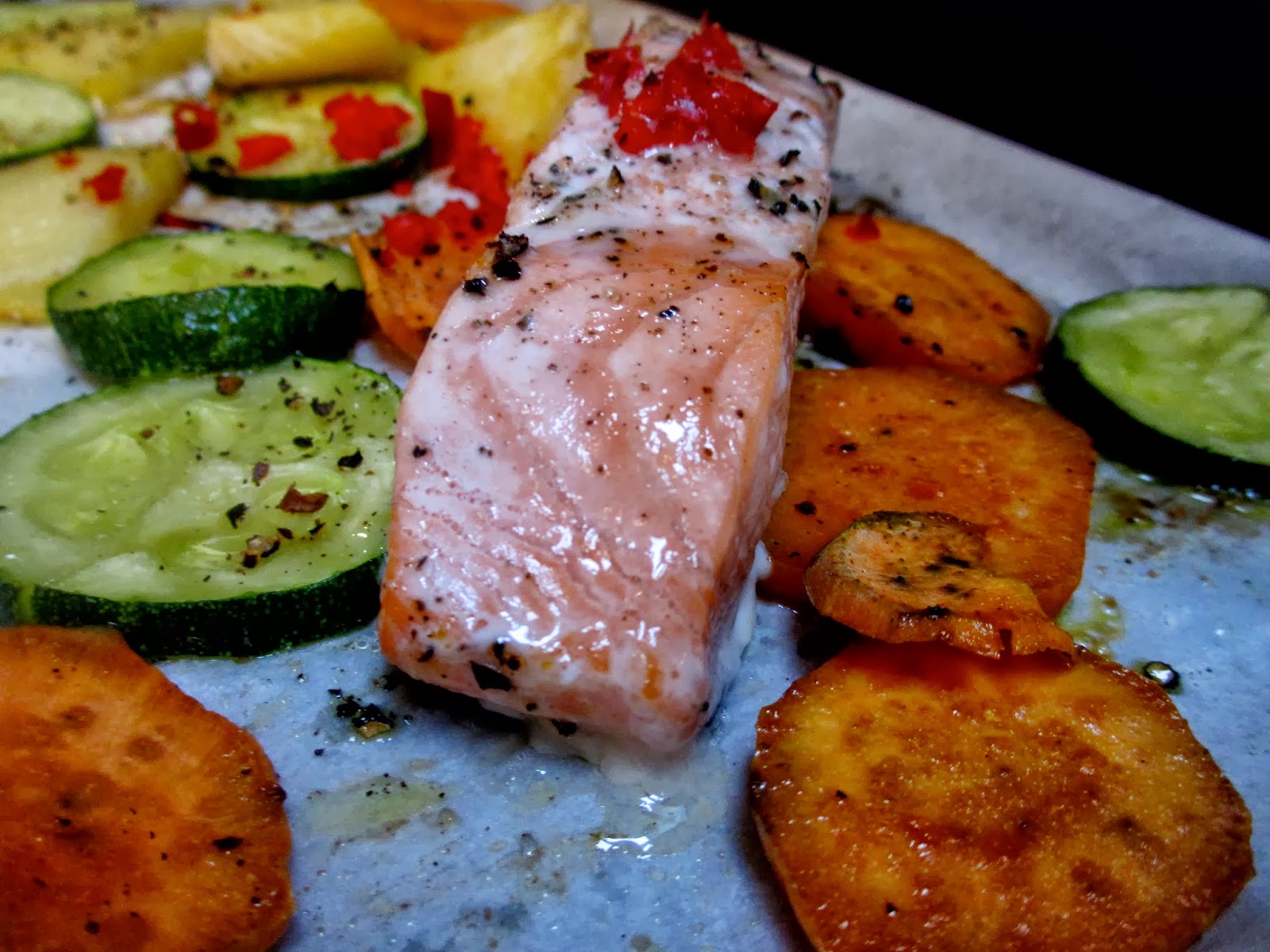 Heitmat: Laks med søtpotet, squash og kålrot