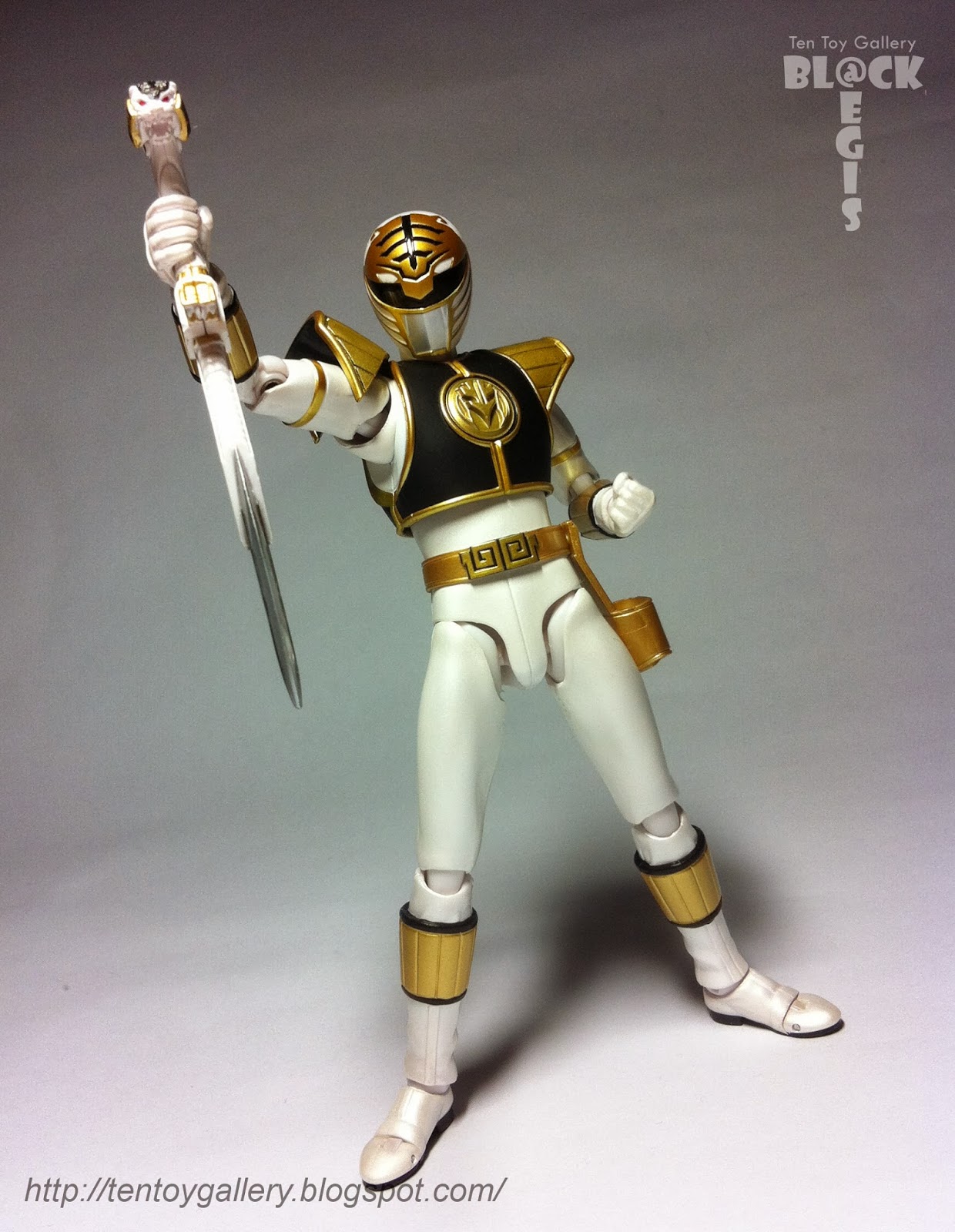 Ten Toy Gallery: Review: S.H.Figuarts Kiba Ranger