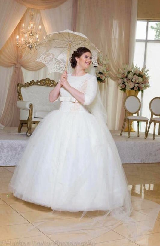 Wedding Wednesday: The Real Wedding Dresses of The Frum and Fabulous