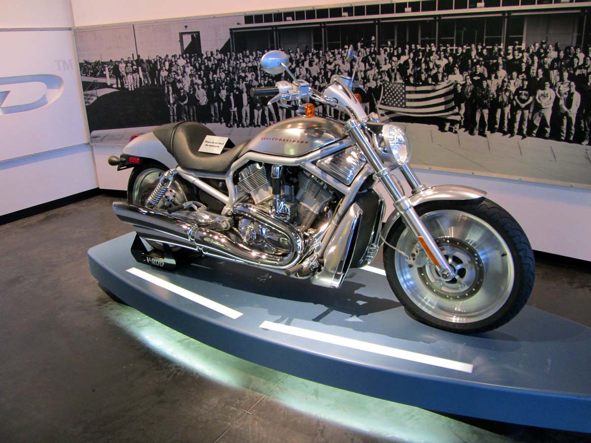 John and Sigrid's Adventures: Harley Davidson Plant Tour - 3/12/2013
