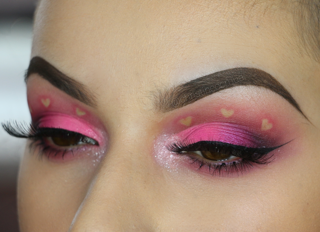 Hot Pink Heart Eyes - Fun Valentine's Look