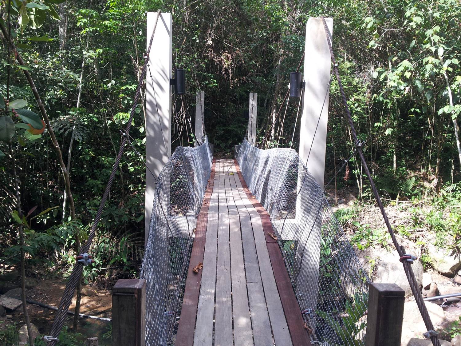 hutan lipur kawang: May 2016