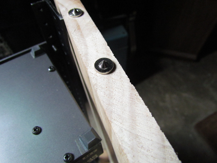 DIY Studio Equipment Rack Crawls Backward (When Alarmed)