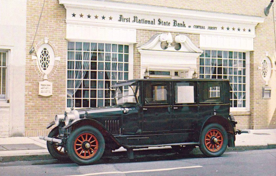 transpress nz: 1920 Mercer Limousine