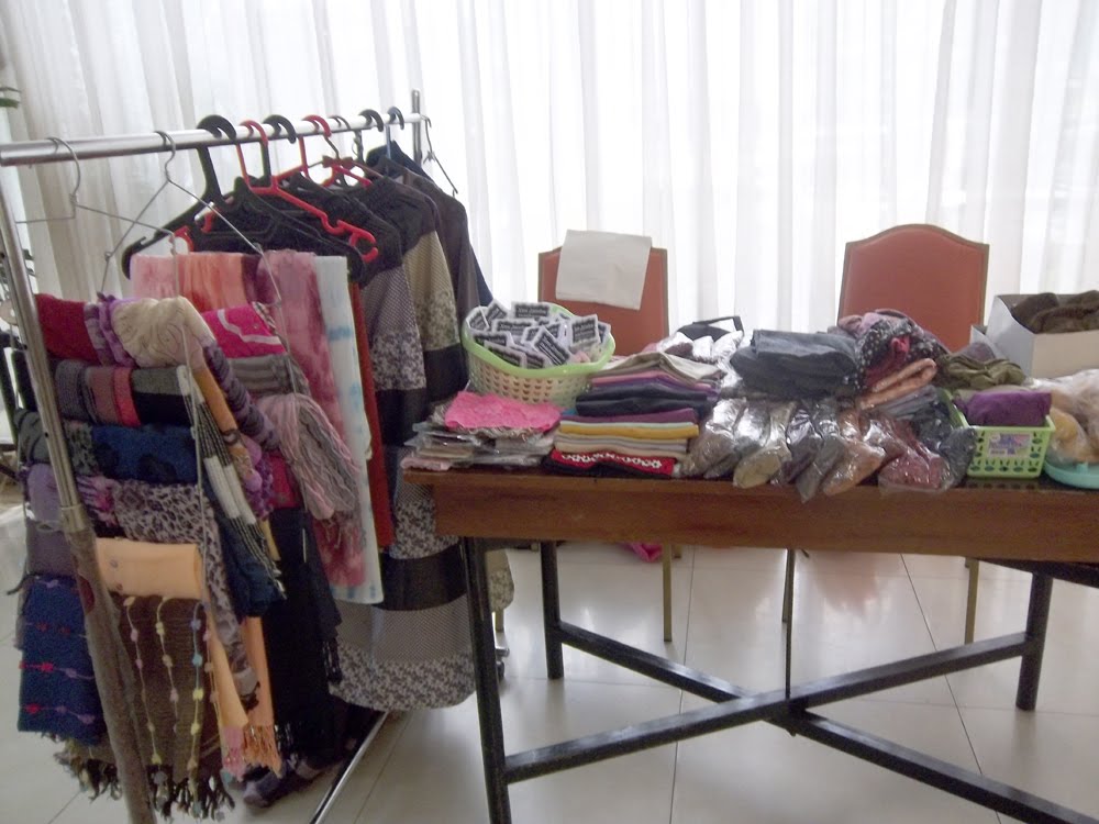 Mini Bazaar di Kantor ~ Nimble Fingers Zone