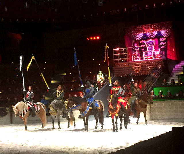 A Little Time and a Keyboard: A Comfort Feast, Royal Pageantry and ...