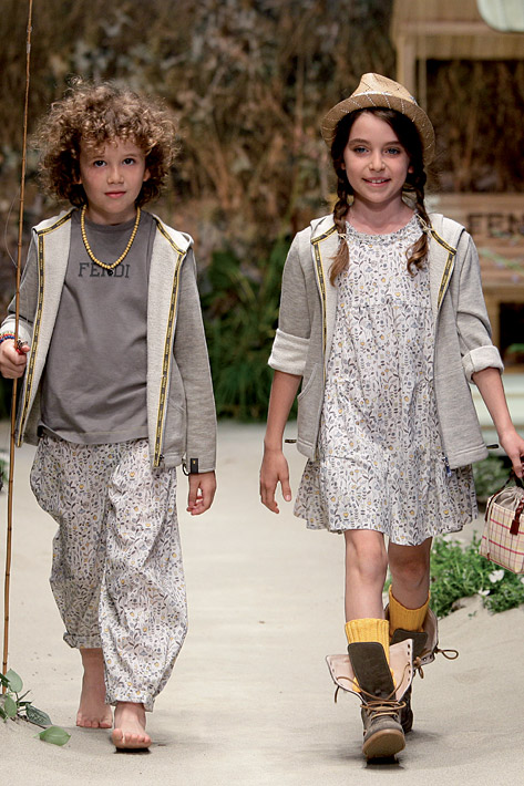 Mookie's World: FENDI KIDS SPRING/SUMMER 2011