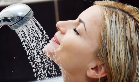 Hi Skin Care: Water and Skin Care