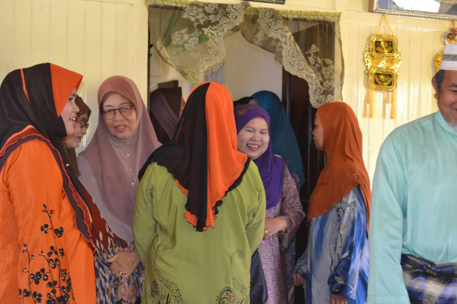 Langkah Anak Tebolang: Perlantikan Ibu Soko Suku Batu Belang.....Puan ...