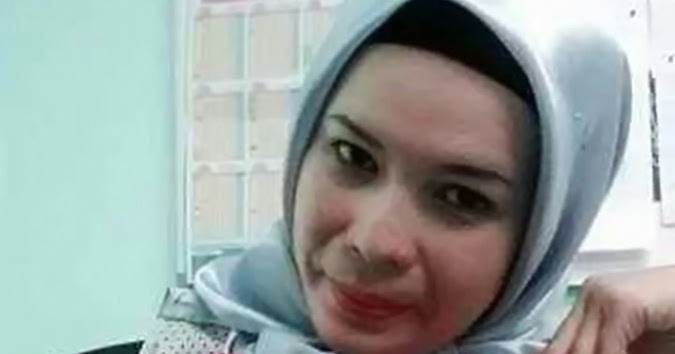 Berjilbab Tapi Binal Banget Ini Cewek Memang | Skandal Foto Bokep ABG | Situs Film Porno dan ...