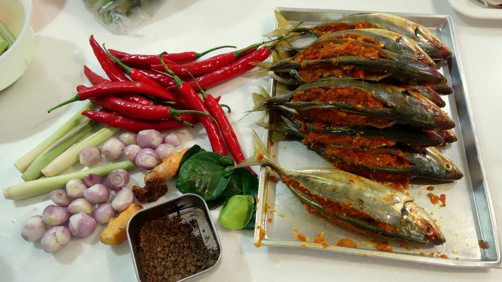 Ikan Sumbat using Selar Fish (Chilli Fish) - The Food Canon