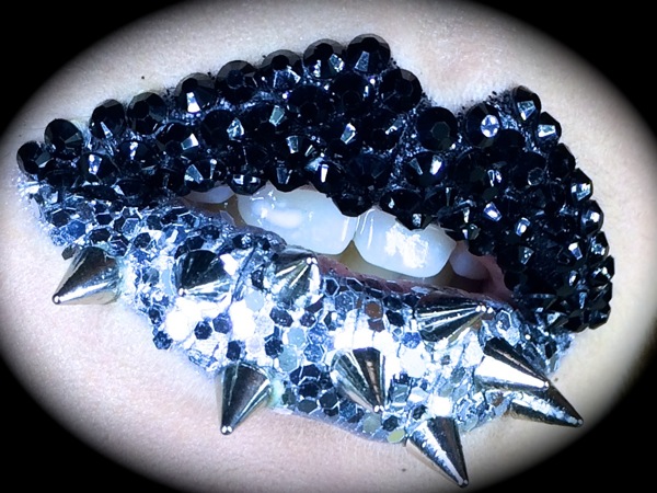 The Magnificent Makeup of Michty Maxx: Stones n' Spikes Lip Art ...