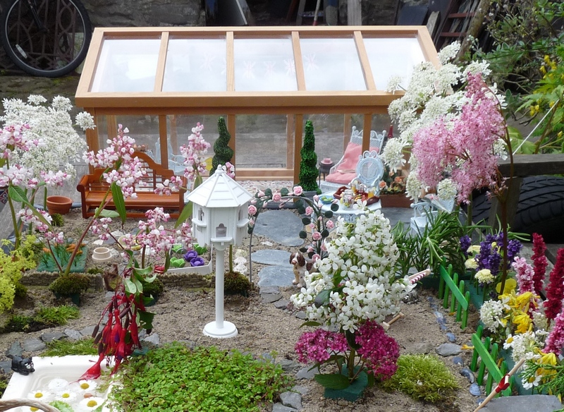 Writing from the Edge: Secret Vices