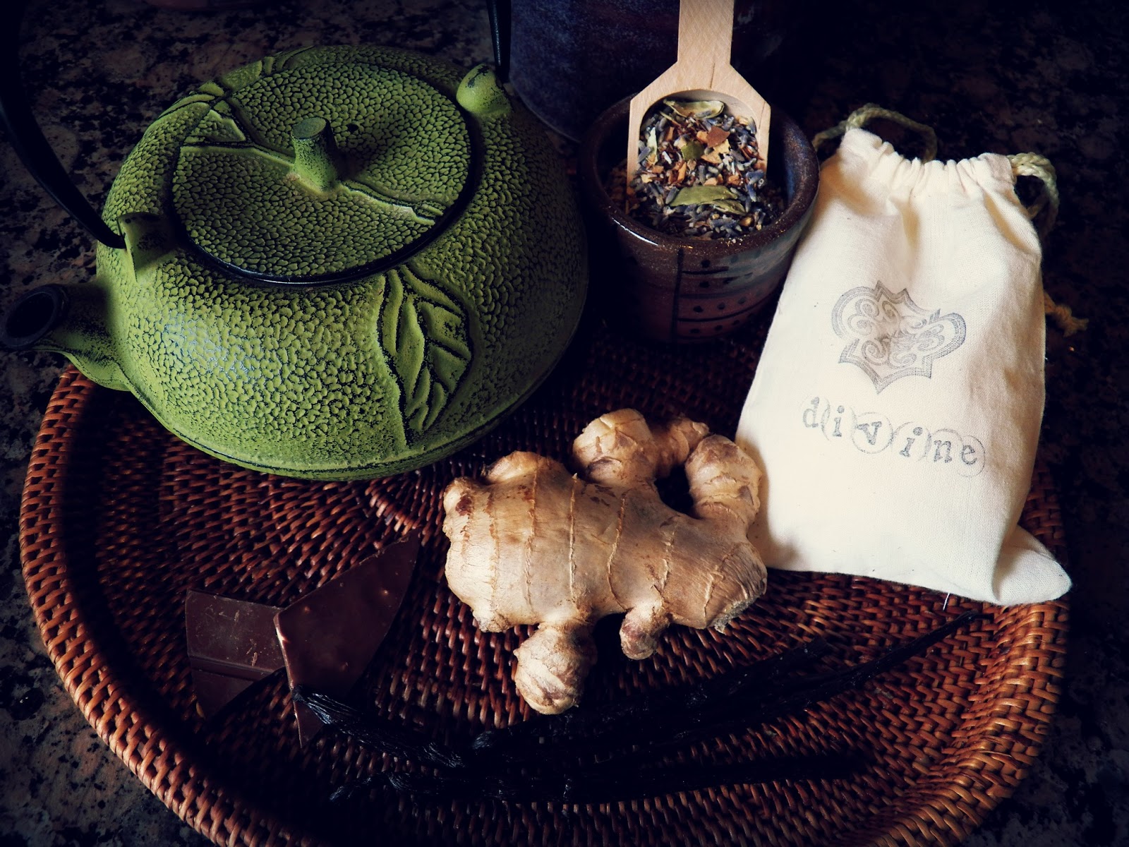 Moondaughter: Luna and Soul: Full Moon: Tea Ritual with Lindsay Luna