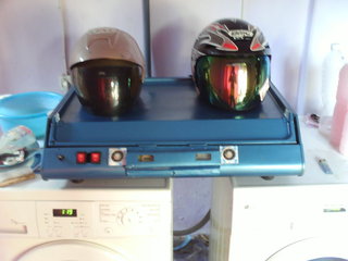 PERALATAN LAUNDRY: PAKET USAHA CUCI HELM