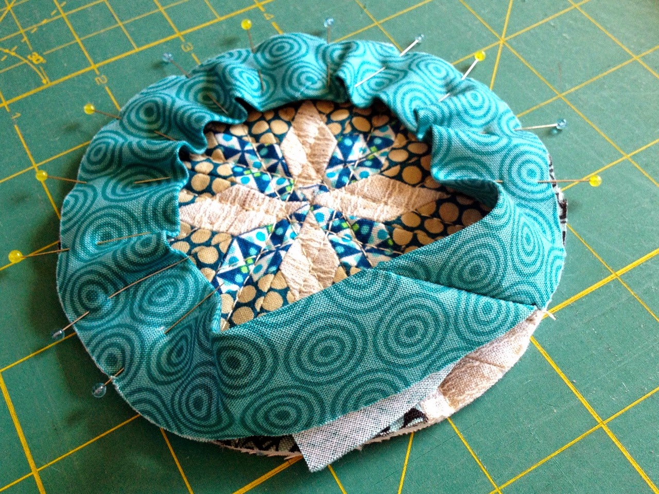 Piece and Press: Howto: Binding little round things