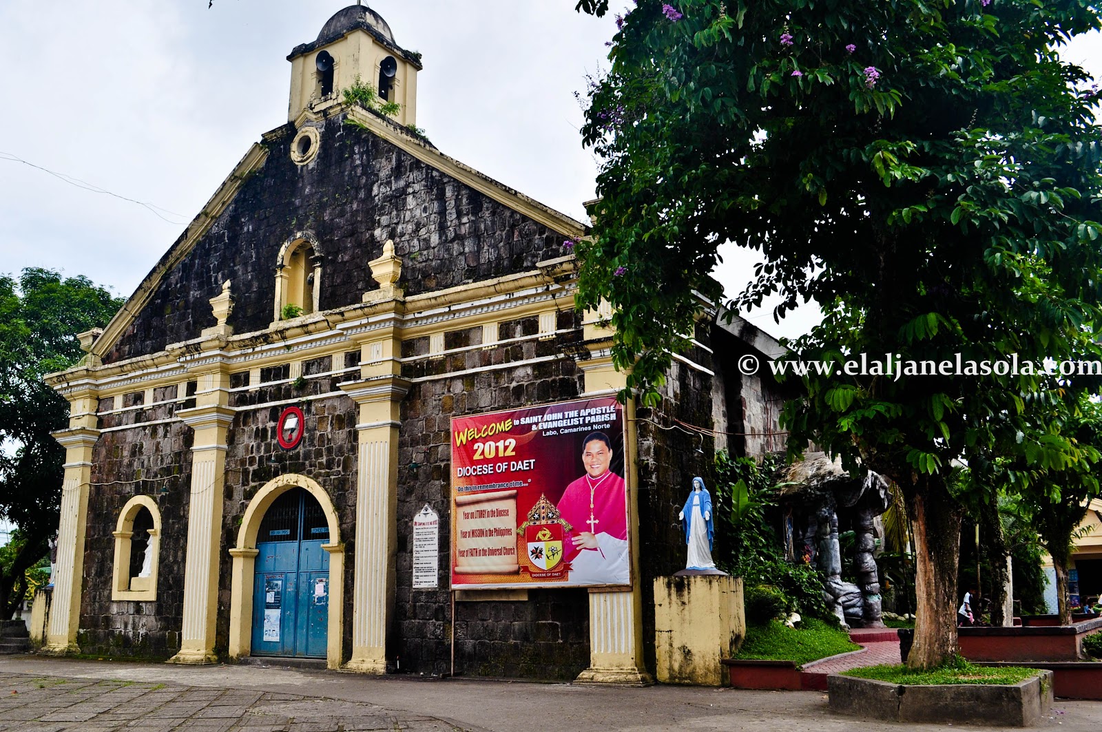 Mga Lumang Gusali At Simbahan Sa Camarines Norte - unangpino
