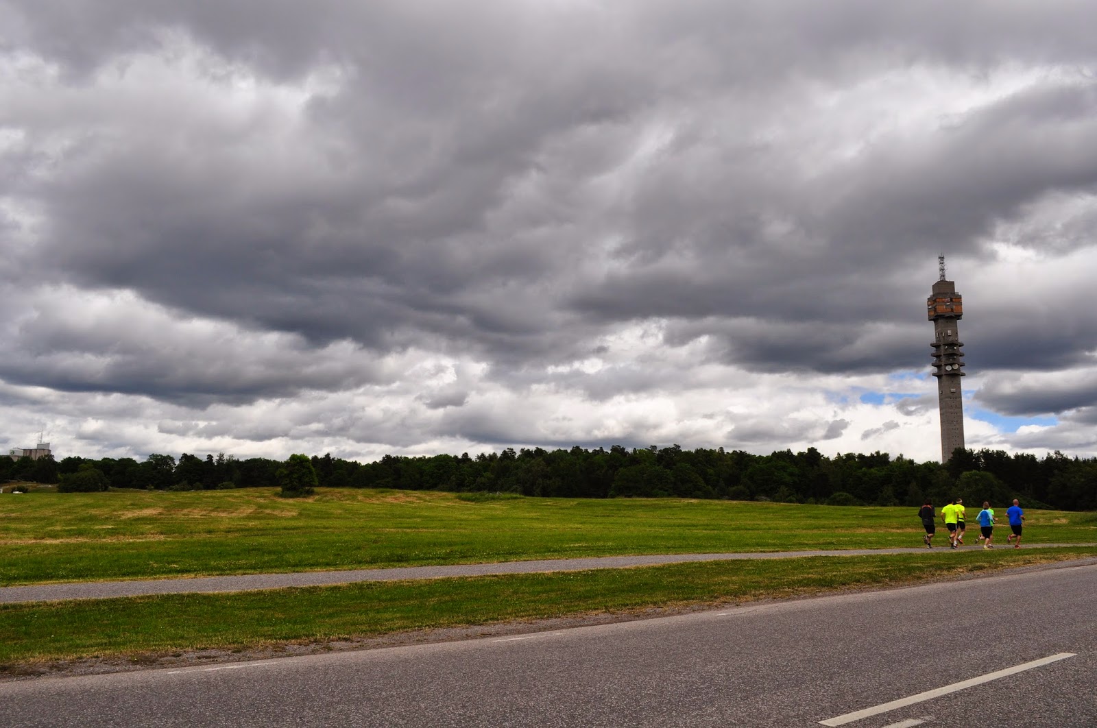 Jim bao Today with ©opyright on all pictu®es and text: Optisk telegraf ...