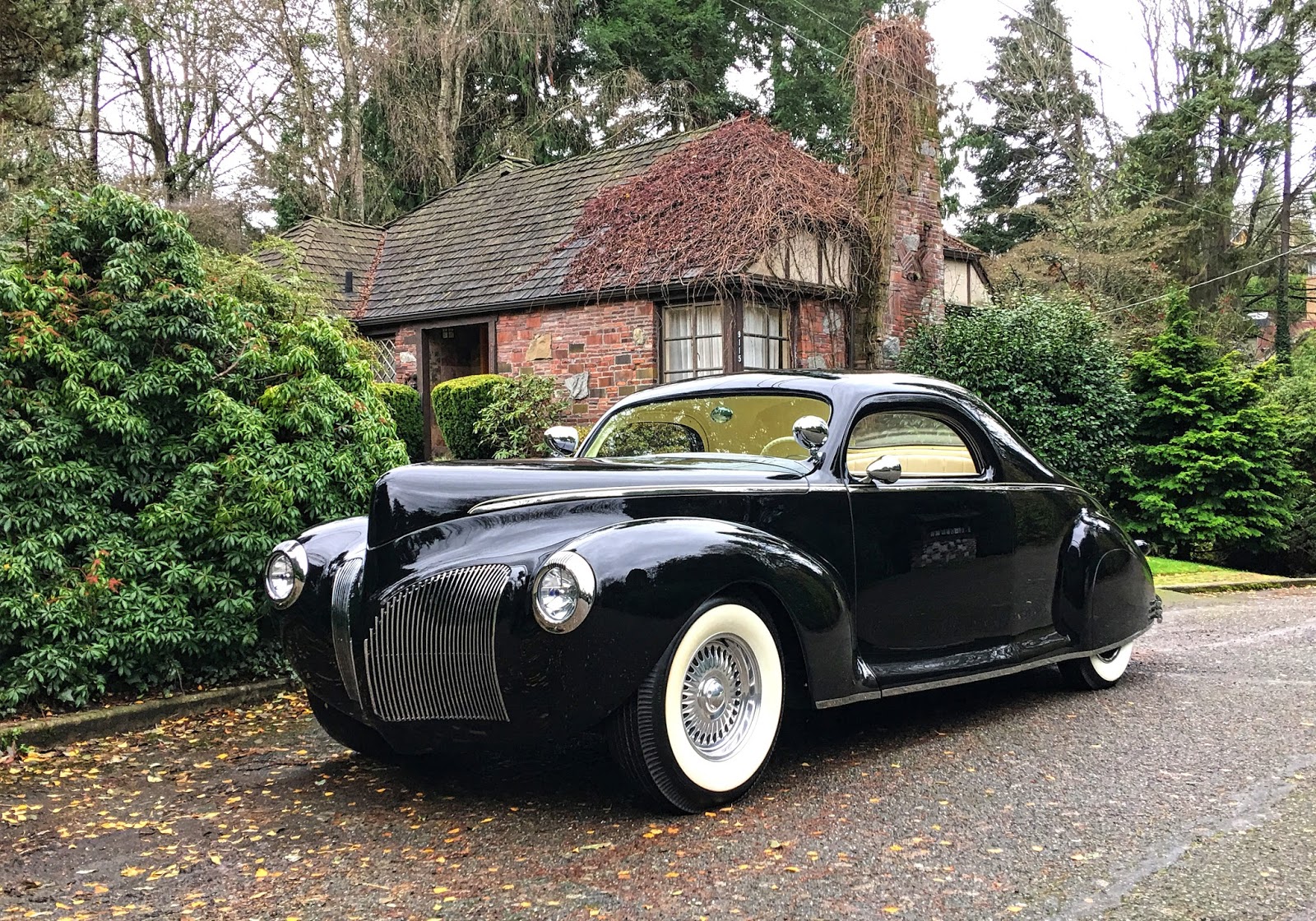 Seattle's Classics: 1940 Lincoln Zephyr Custom