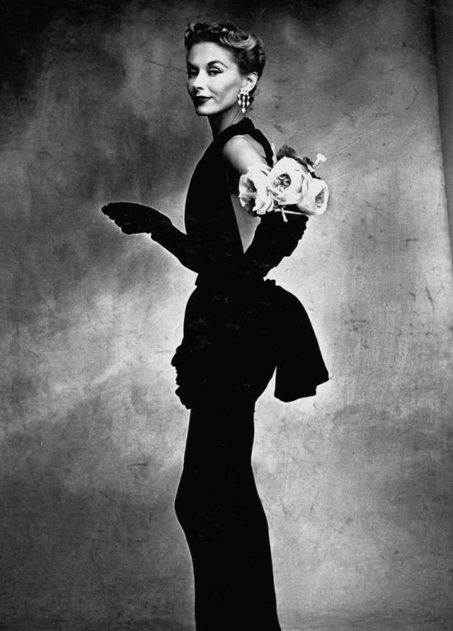 Fashion’s First Supermodel: 30 Stunning Black and White Photos Lisa ...