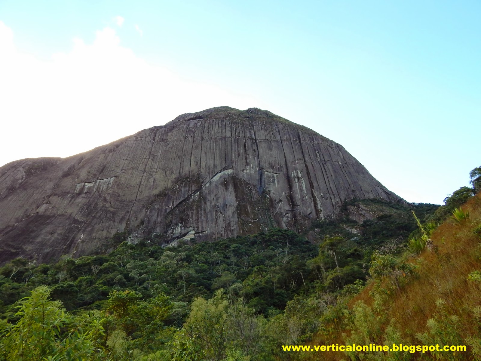 VERTICAL ONLINE: Trilha da Pedra Riscada - Lumiar