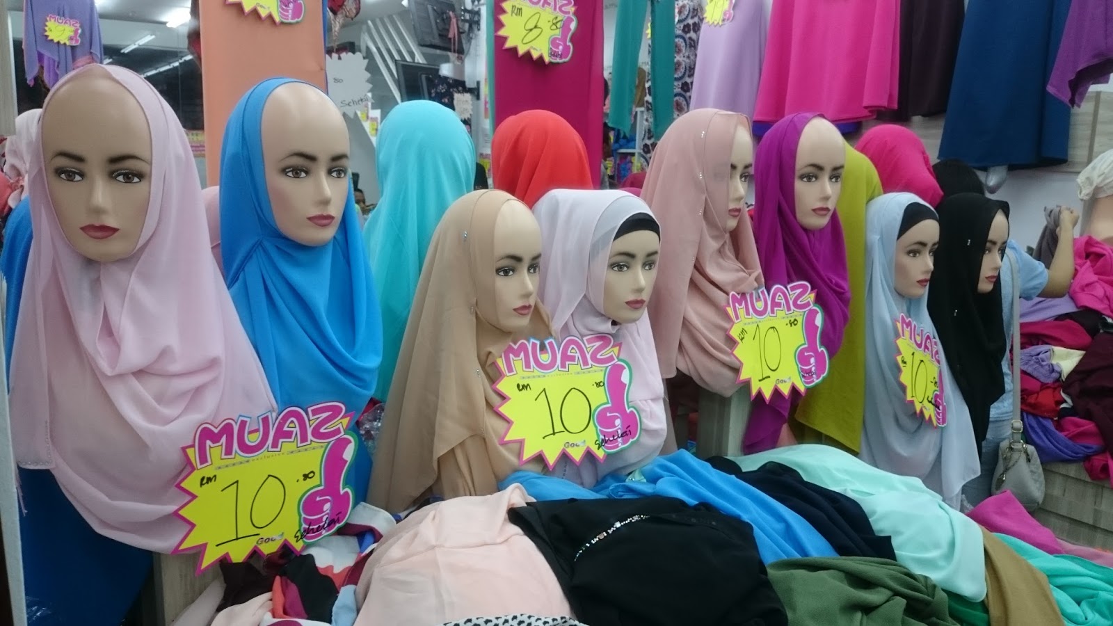 Knowledge Seeker of Modern Style: MUAZ Wholesale Emporium JOHOR