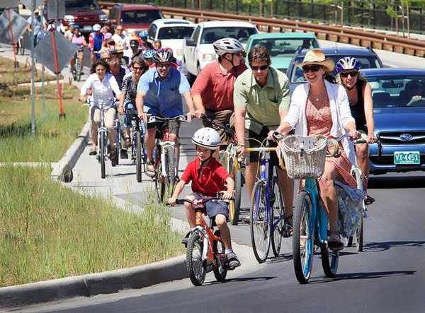 Bouré Bicycle Clothing: Florida Road Grand Opening