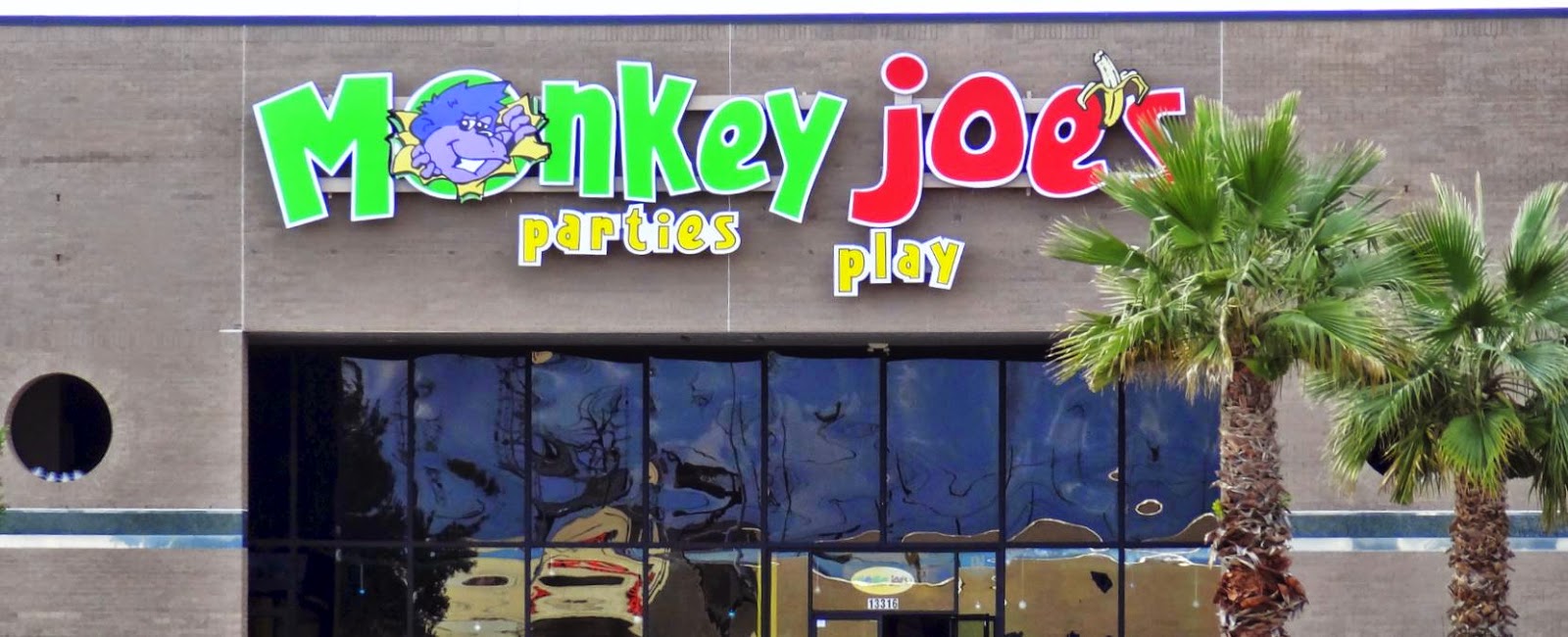 H-Town-West Photo Blog: Monkey Joe's