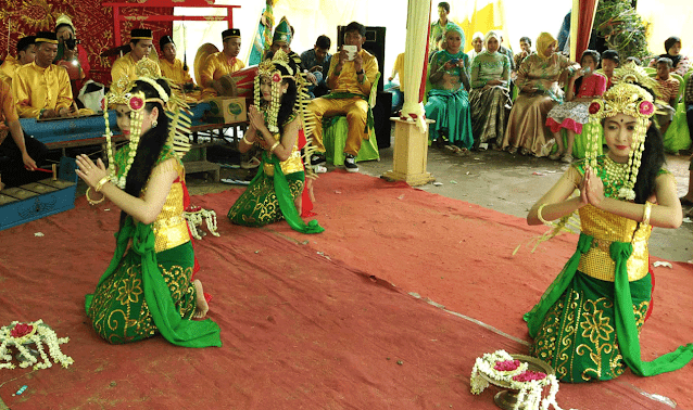 Tari Baksa Kembang Tarian Tradisional Banjar - Senibudayasia
